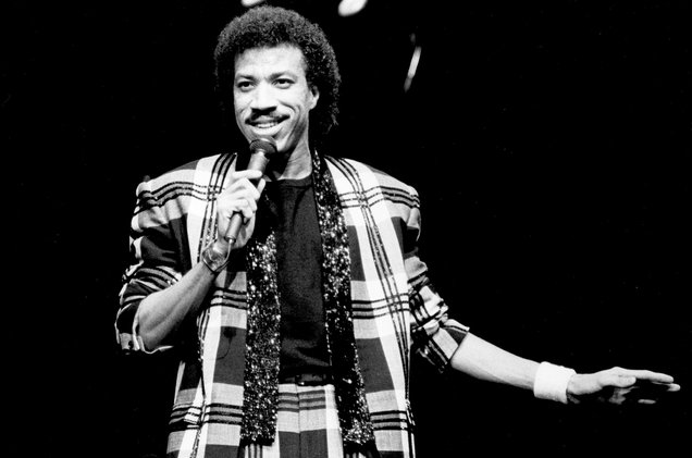 Once, Twice, Three Times… – English-Language Thoughts